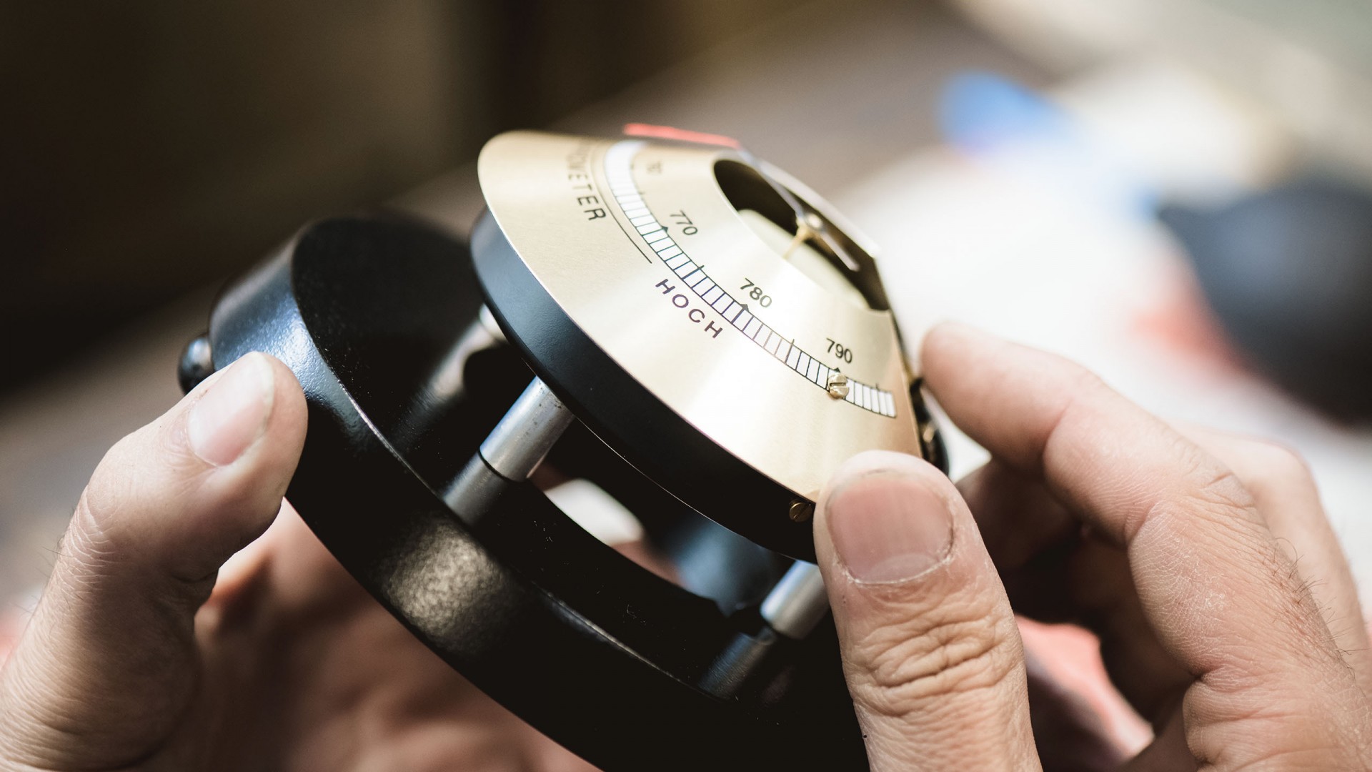 Quality manufcaturing with character | Fischer Barometer